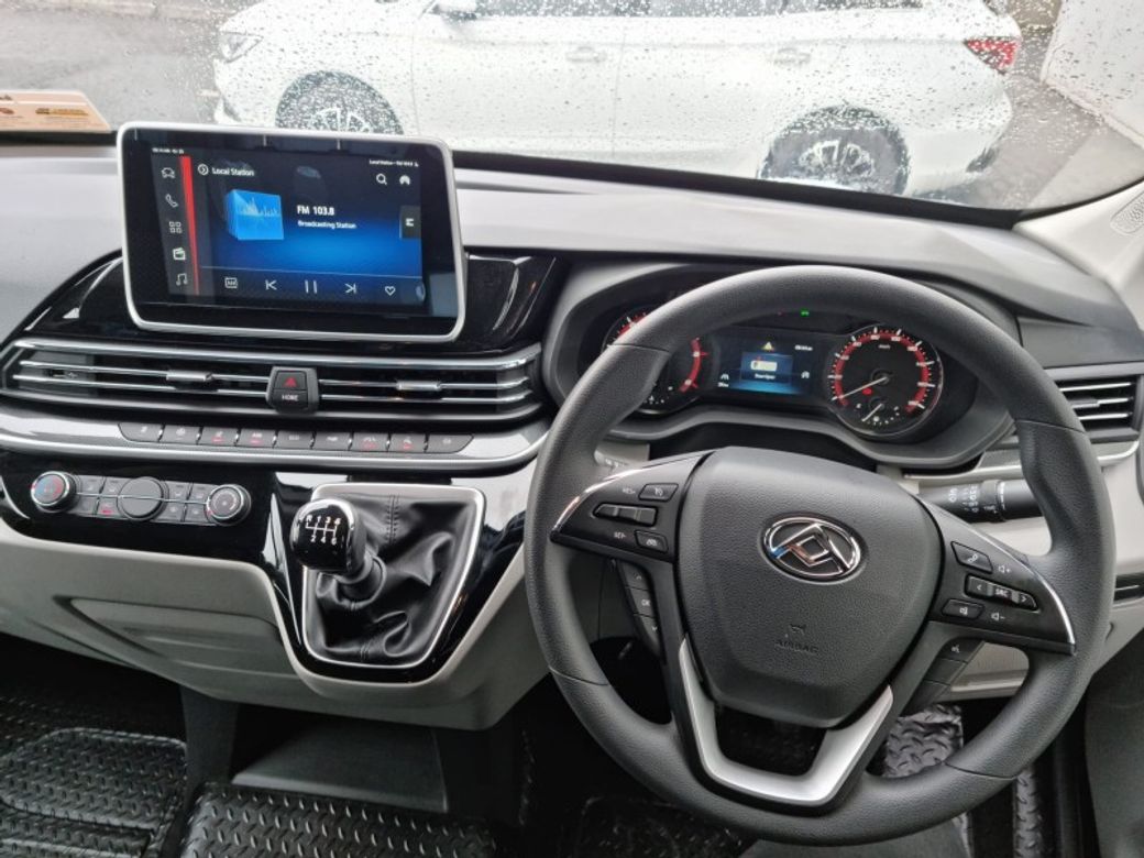 2024 Maxus Deliver 9