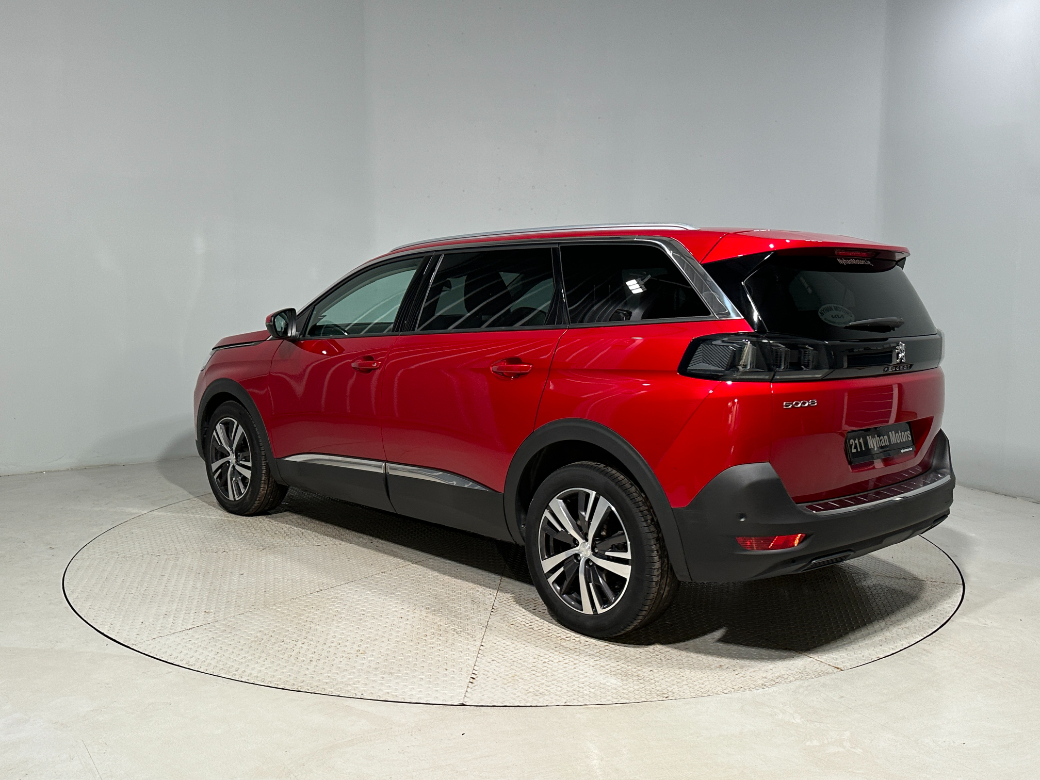 2021 Peugeot 5008