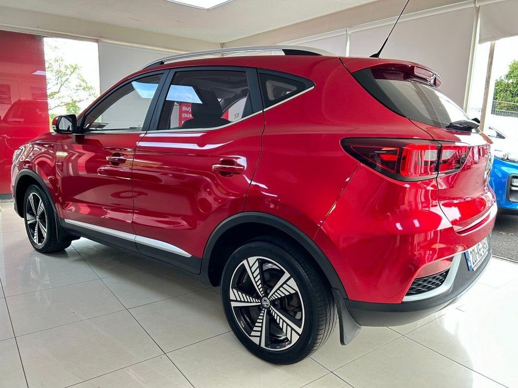 2020 MG ZS